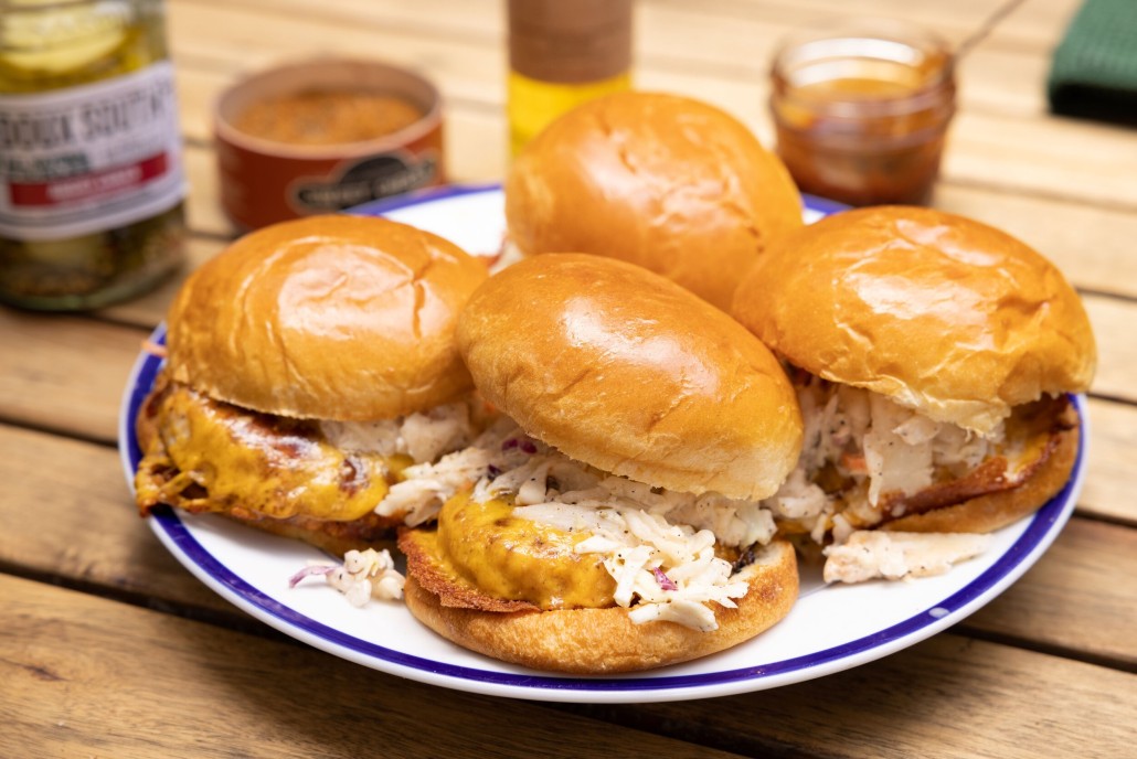 Grillin' & Chillin' - Smokehouse Chicken Burgers | Springer Mountain Farms